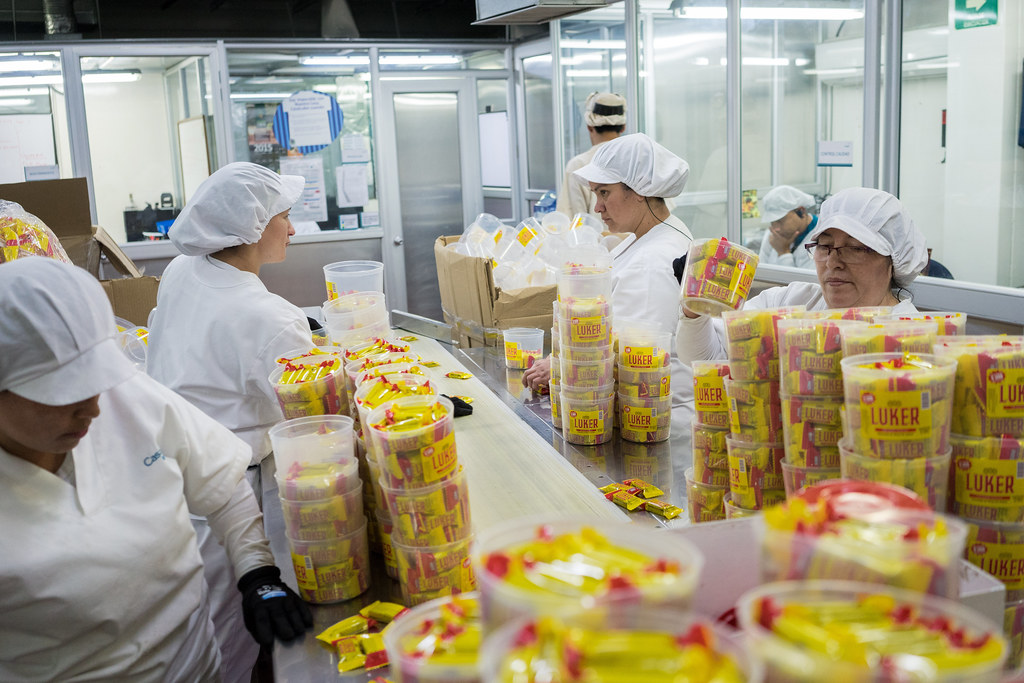 The evolution of chocolate packaging - Schoki Welt